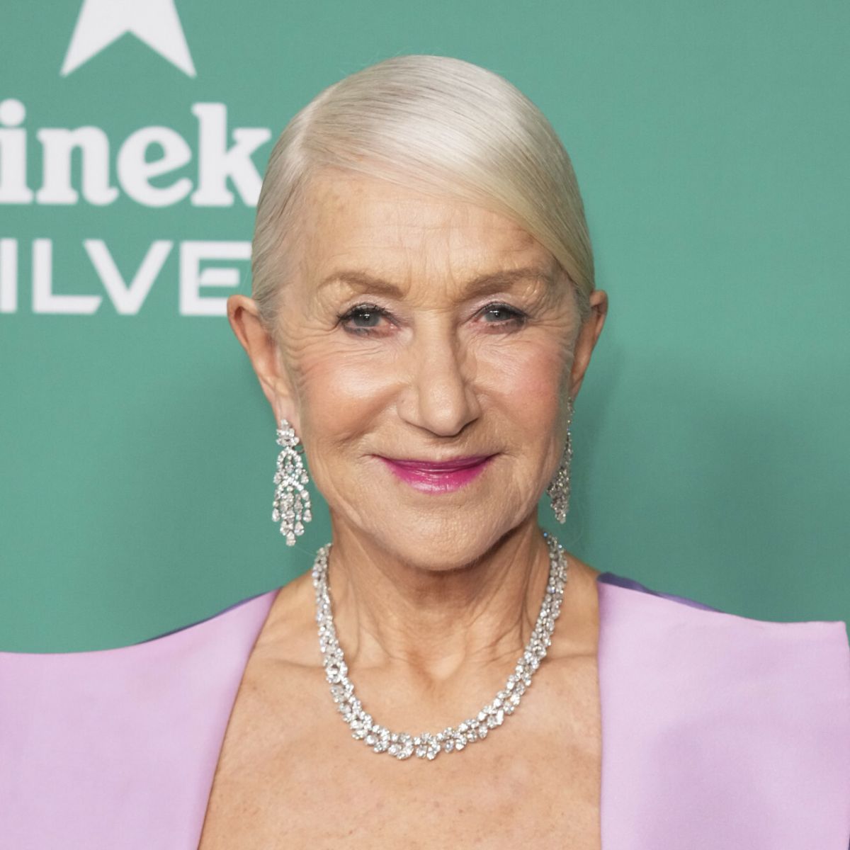 Fioletowe powieki – hit Złotych Globów i gorący trend na 2024 rok ...