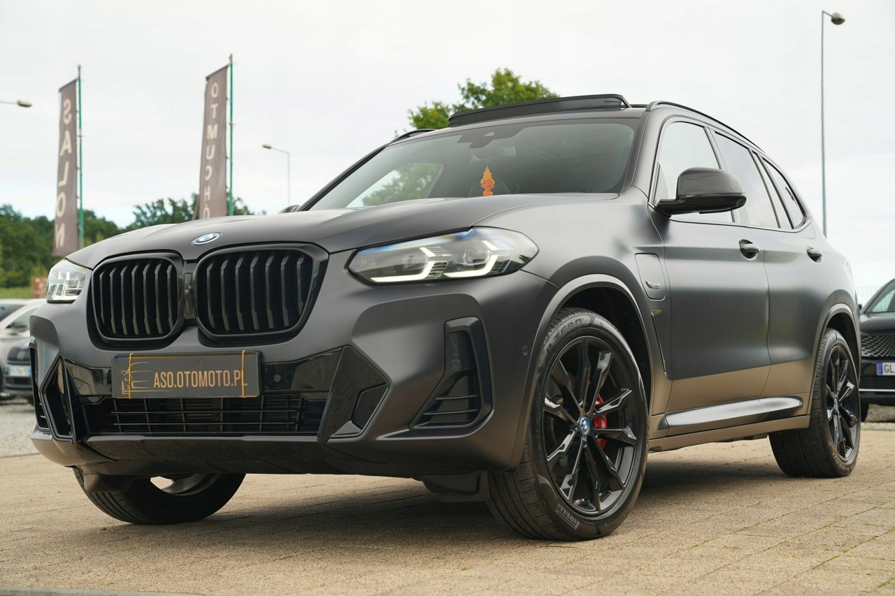 Używane BMW X3 G01 SUV Plug-in Facelifting 2.0 30e 292KM 2023 BMW X3 FUL LED head UP nawi EL ...