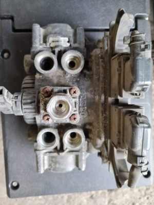 Mercedes atego axor actros zawór WABCO - 11796492120 - oficjalne ...