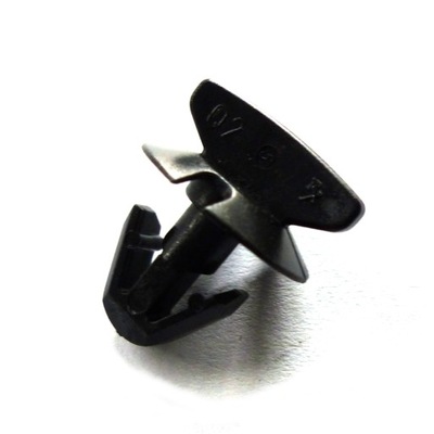 Spinka zatrzask mocowanie Mercedes W207 W212 A0009981495 za 22,58 zł z ...