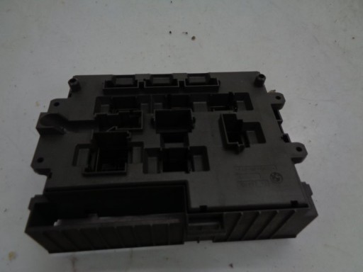 BMW G30 SKRZYNKA BEZPIECZNIKÓW za 99.00PLN z Pszczew - Allegro ...