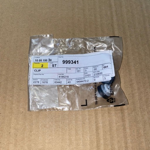 VOLVO S60 V60 XC40 V70 Klips, mocowanie zderzaka 999341 za 40 zł z ...