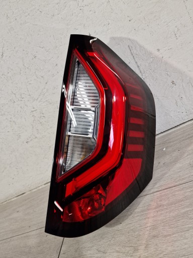 RENAULT KANGOO 3 III 21r+ PRAWA LAMPA TYŁ LED ORY 265507558R za 1000 zł ... RENAULT KANGOO 3 III 21r+ PRAWA LAMPA TYŁ LED ORY 265507558R za 1000 zł ...