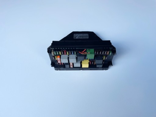 MODUŁ SKRZYNKA BEZPIECZNIKÓW MERCEDES W212 W207 2129009025 A2129009025 ...