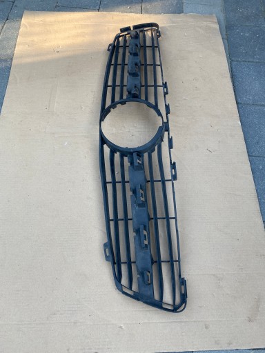 ATRAPA GRILL MERCEDES W218 A2188880023 AMG za 200.00PLN z Nowogard ...