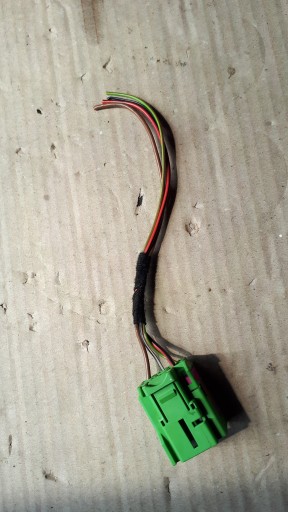 A5 8T A4 B8 WTYCZKA FOTELA GRZANIA 4f0937741F za 30.00PLN z Siedliszcze ...