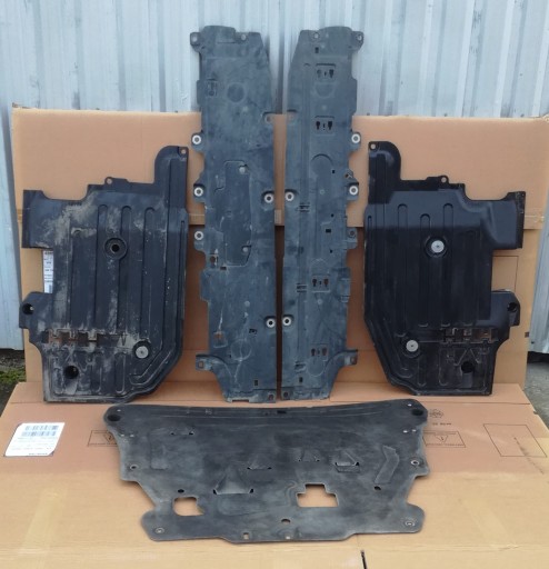 VOLVO XC60 II PŁYTA OSŁONA PODWOZIA POD SILNIK PRZECIWBŁOTNA KOMPLET ...