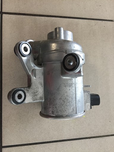 MERCEDES GLC W253 2.0 CGI POMPA WODY A2742002700 za 800.00PLN z GNOJNIK ...