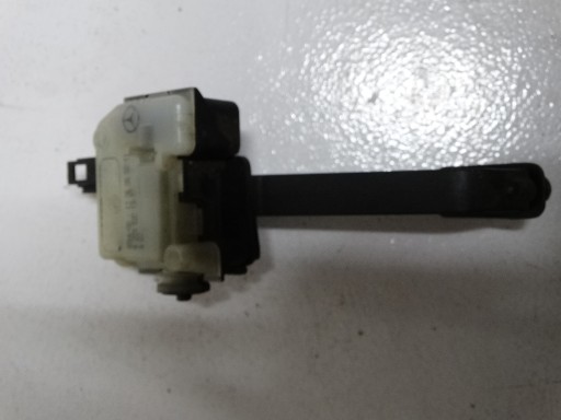 MERCEDES W211 SIŁOWNIK KLAPKI PALIWA 2038201997 za 39.50PLN z Rawicz ...