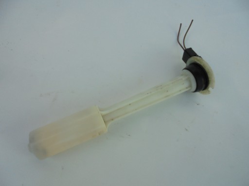 8 MERCEDES W202 ZBIORNICZEK SPRYSKIWACZY SZYBY PRZOD + GRZAŁKA I POMPKA ...