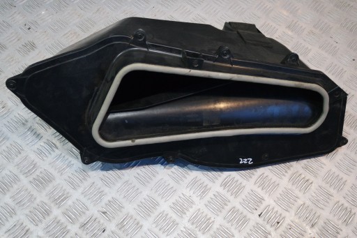 OBUDOWA FILTRA KABINOWE MERCEDES W222 A2228300067 A2228300067 za 60 zł ...