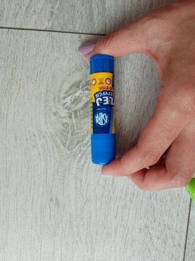 4 x KLEJ SZKOLNY ASTRA W SZTYFCIE 8 g SUPER MOCNY 14042949852 - Allegro.pl