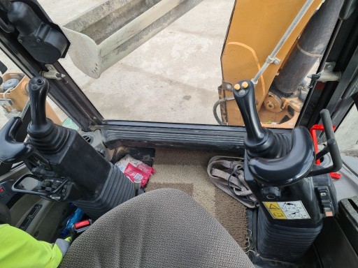 Купить Case 580 ST Koparkoładowarka 580- из Польши в Украину через Allegro