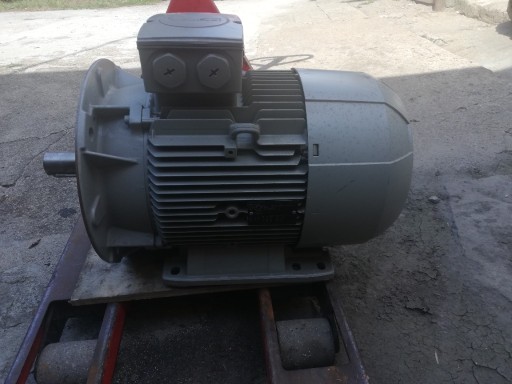 Silnik elektr Siemens 11 kW 1460 obr min kołnierz | Rokietnica | Kup teraz na Allegro Lokalnie