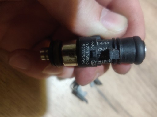 4 WTRYSKI 1 2 16V Renault CLIO Nrkatalog 8200292590 | Stargard | Kup ...