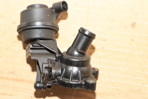 AUDI A4 A5 ZAWÓR REGULUJĄCY WODY 059121737 | Warszawa | Kup teraz na ...