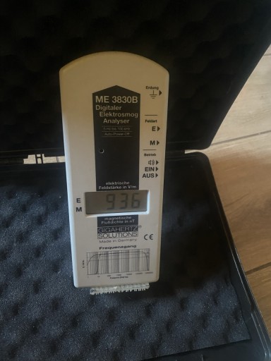 Miernik promieniowania elektromagnetycznego HF35C i ME3830 | Rokiciny ...