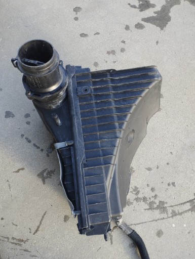 Obudowa filtra powietrza Audi Q7 7L6129607AH | Przęsławice | Ogłoszenie ...