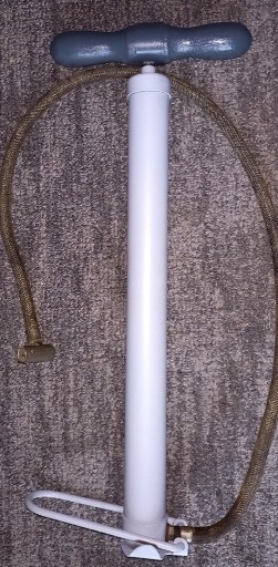 Stara odnowiona pompka samochodowa z czasów PRL | Jaworzno | Kup teraz ...