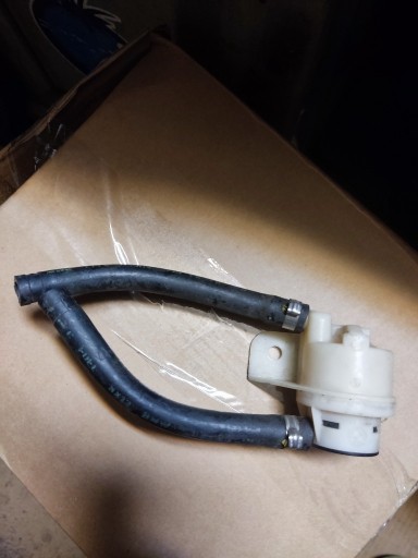 BMW E31 zawór odpowietrzenia zbiornika 16131180600 | gdańsk ...