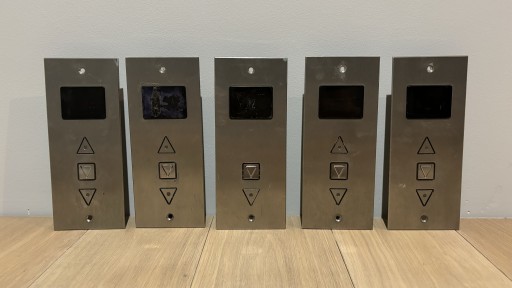 Przyciski z wyświetlaczami od windy Lift Service | Ostrołęka | Kup ...