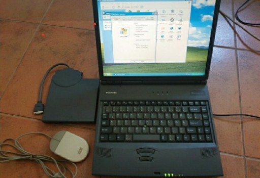 Toshiba Tecra 8000 stary laptop + napęd FDD | Lublin | Kup teraz na ...
