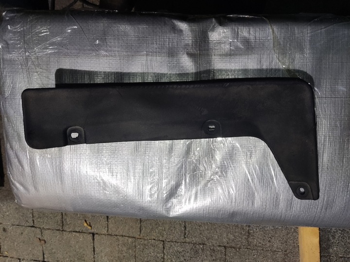 Брызговик volvo xc60 ii левый передний 31455218 Купить в Украине: б/у ...