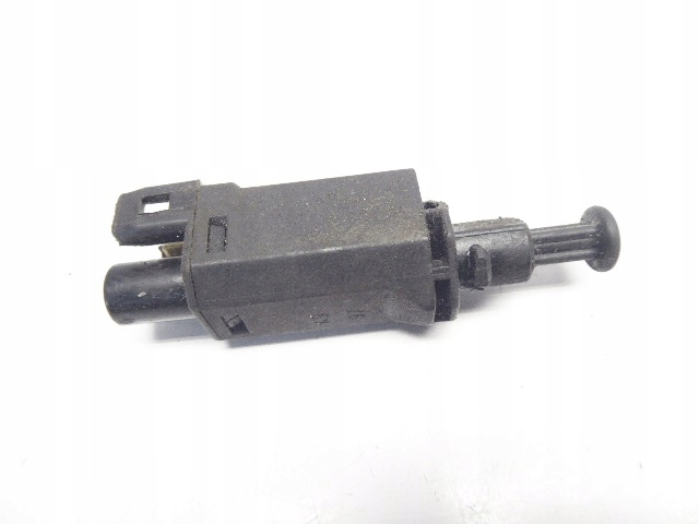 191945515B SWITCH LIGHT STOP VOLKSWAGEN OE 191945515B