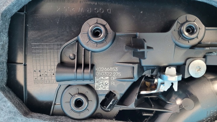 MERCEDES W206 C200 22r BOCZEK DRZWI LEWY TYŁ MERCEDES W206 C200 22R ...