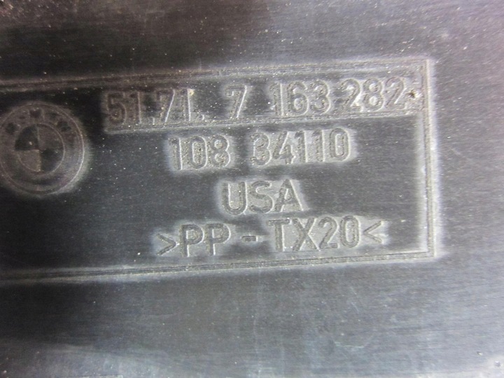 BMW E70 X5 WHEEL ARCH COVER RIGHT LEFT 51717169411 FRONT