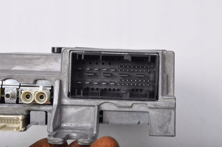 3089851 BMW F40 MODULE RADIO 3089851 21R