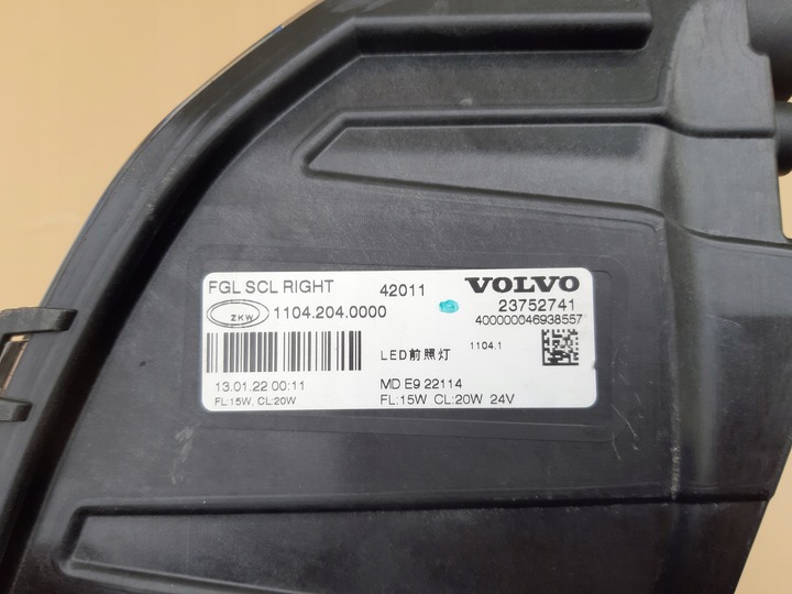 23752741 VOLVO FH HALOGEN LAMP RIGHT LAMP ORIGINAL LED 23752741
