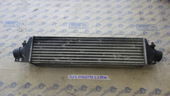 NRF30235/RS5 INTERCOOLER ALFA ROMEO GIULIETTA 10- 2,0 JTDM