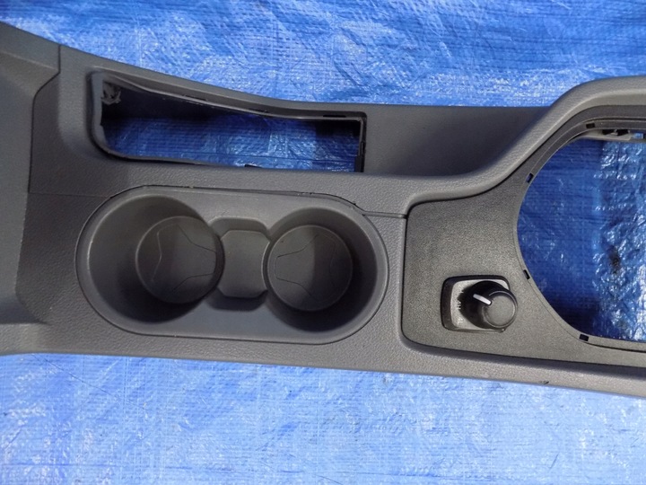 TUNNEL CENTRAL ARMREST FORD RANGER III 12-