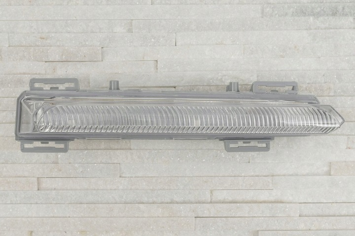 2049069200 MERCEDES CLA C117 13-19 RIGHT LIGHT DRL LED