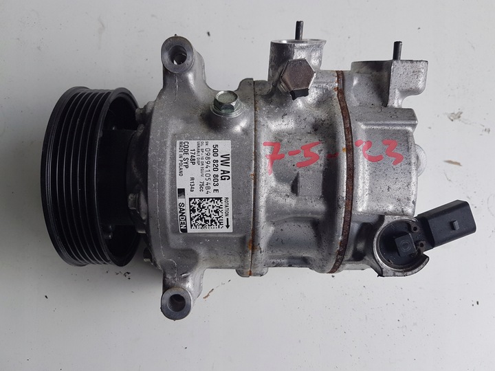 5Q0820803E VOLKSWAGEN SPRĘŻARKA AC VOLKSWAGEN 5Q0820803E COMPRESSOR AC