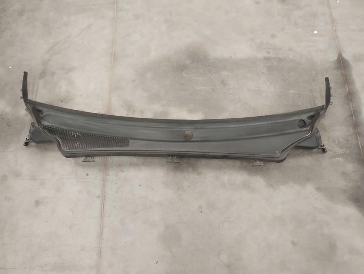 55079197AH , 55079199AH JEEP GRAND CHEROKEE WK2 USA UNDER WINDSHIELD UPPER