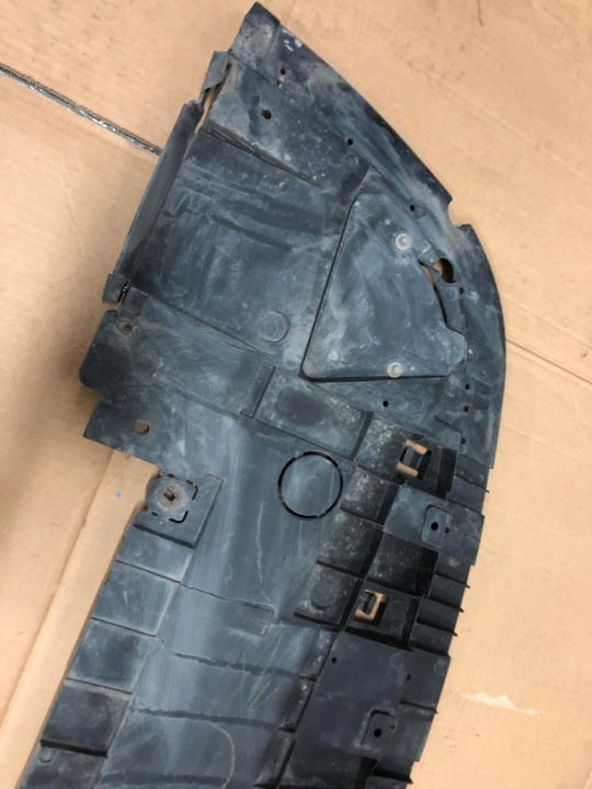 RENAULT TRAFFIC III PROTECTION UNDER BUMPER 601974462R