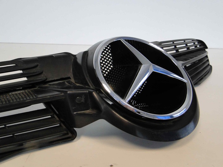 A1718880060 MERCEDES SLK R171 171 RADIATOR GRILLE GRILLE FRONT LIFTEM