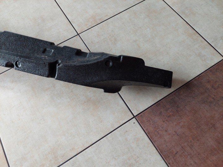 A2478806302 - 1 BEAM - FOAM - ABSORBER - MERCEDES B CLASS W247 - AMG