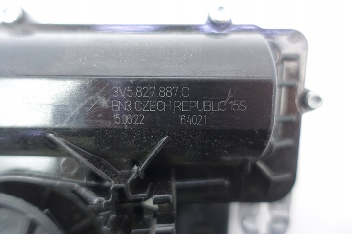 3V5827887C DOCIĄG KLAPY BAGAŻNIKA AUDI A3 8V A4 B9 DOCIAG LID BOOT AUDI ...