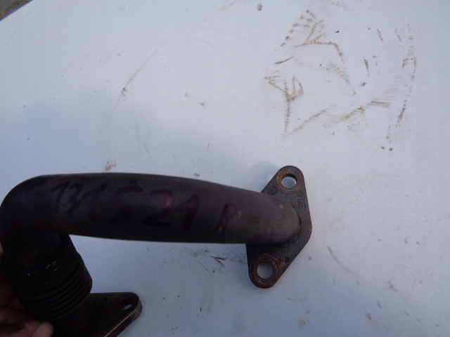 03G131521 R AUDI A3 8P JUNCTION PIPE CABLE EGR VW TOURAN GOLF V PASSAT ...