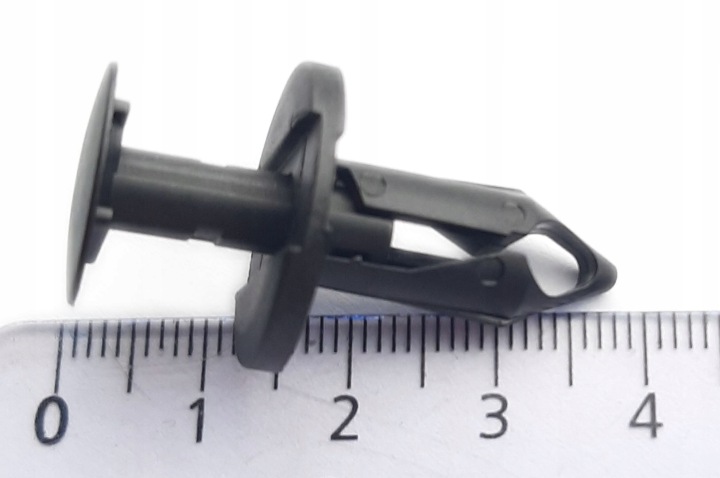 ANR2224 CLAMPS MOULDINGS I TRIM PANELS BODY DO LAND ROVER I RANGE ROVER