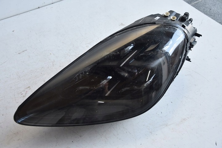 9Y0941035L PORSCHE CAYENNE 9Y LAMP