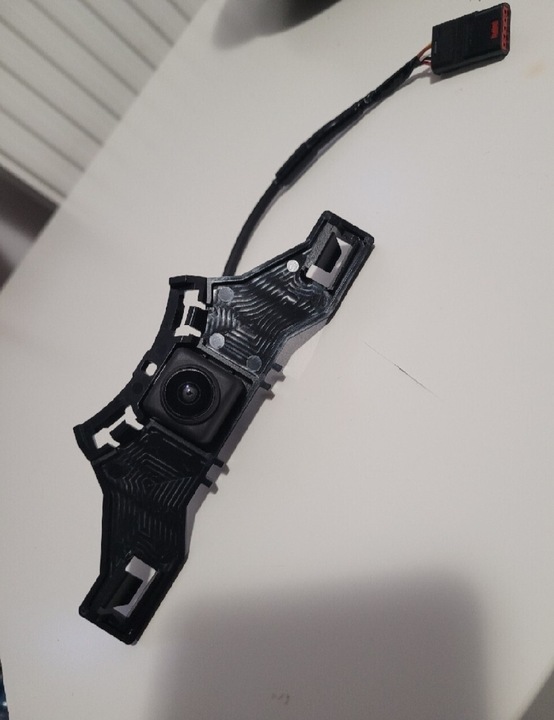 NEW CONDITION CAMERA FRONT BUMPER OPEL 84090553