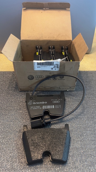 PADS BRAKE AUDI RS3 RS4 RS5 R8 ORIGINAL