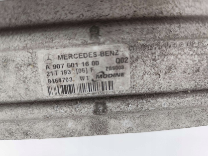 A9075011600 MERCEDES SPRINTER W907 2.2 18-радіатор інтеркулера ...