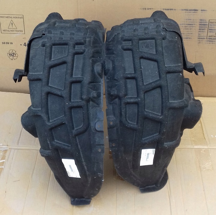 VOLVO XC40 WHEEL ARCH COVER REAR LEFT 32392143 xc40-xc40