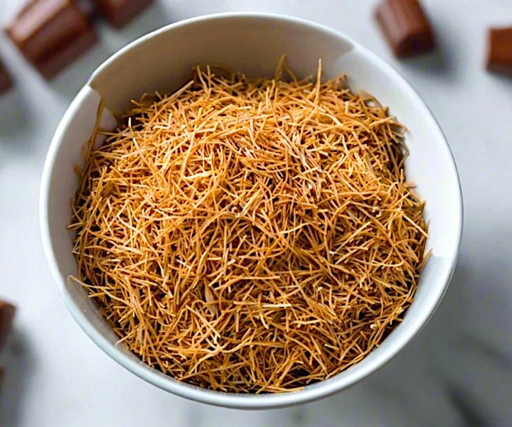 TĚSTO KADAYIF KATAIFI PEČENÉ HOTOVÉ pro DUBAJSKOU ČOKOLÁDU 200 gr ...