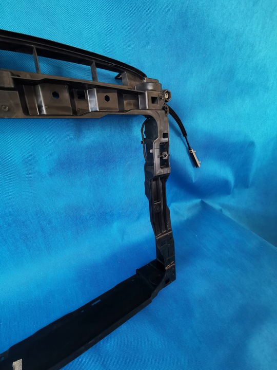 Vw passat b8 alltrack 19r 2.0tdi 140kw front reinforcement (belt ...